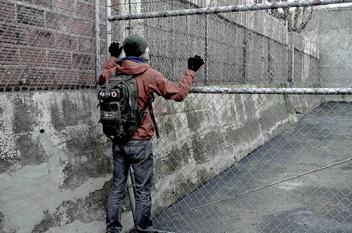 Zombease Bug Out Bag Checklist – Zombie Apocalypse Monthly